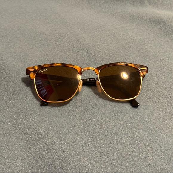 Ray-Ban | Accessories | New Rayban Clubmaster Classic | Poshmark